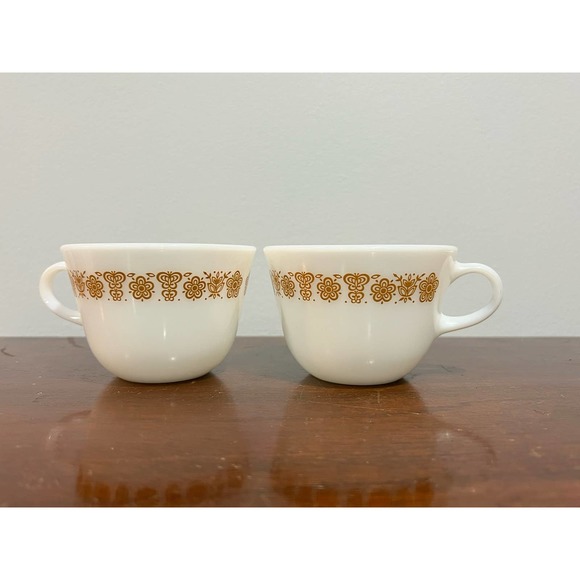 Pyrex | Dining | Vintage Mcm Pyrex Corning Gold Butterfly Coffee Tea ...
